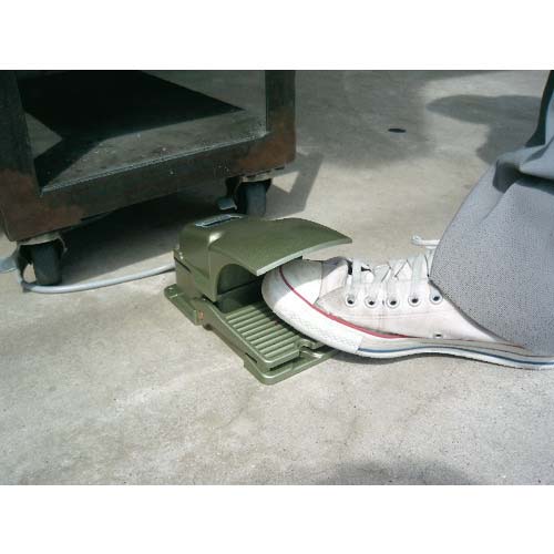 オジデン フットスイッチ 産業用防雨形・保護カバー付 定格6A-250VAC OFL-1-SM2Cの通販｜現場市場